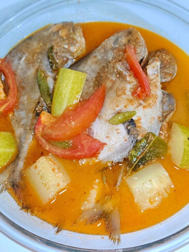Lezat dan Bergizi: Ikan Bawal Acar Timun, Paduan Rasa yang Menggoda ...